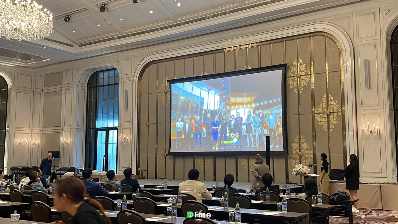 Contact Us - Me Premium Gift Model, Laser, Crystal, Trophy, 3D Print ...