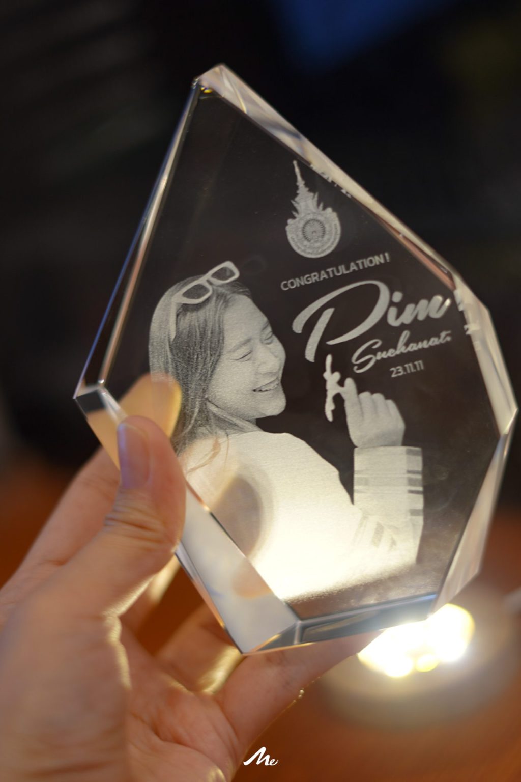 CRYSTAL CONGRATS | ของขวัญรับปริญญา เลเซอร์ภาพบัณฑิตลงในคริสตัล ของที่ ...