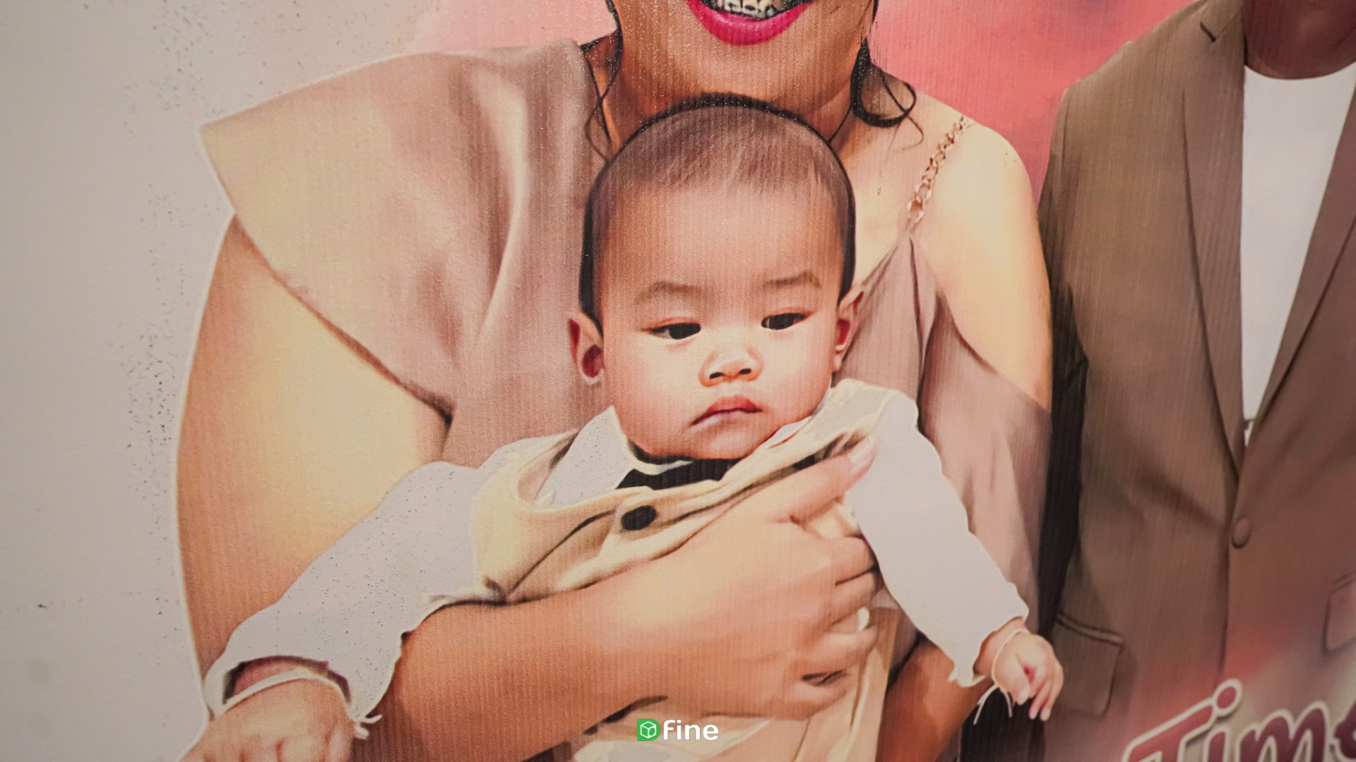 “Family Wall” ทำรูปครอบครัวด้วย…เครื่องพิมพ์ผนัง RAY WALL - Me Premium ...