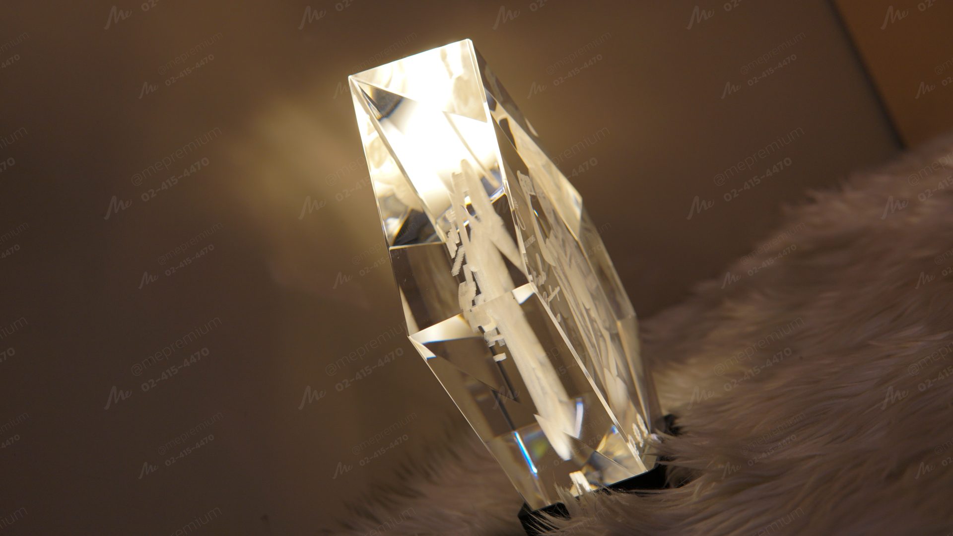 ตัวอย่างงานคริสตัลเลเซอร์ของขวัญรับปริญญา | Crystal Me (16668) - Me ...